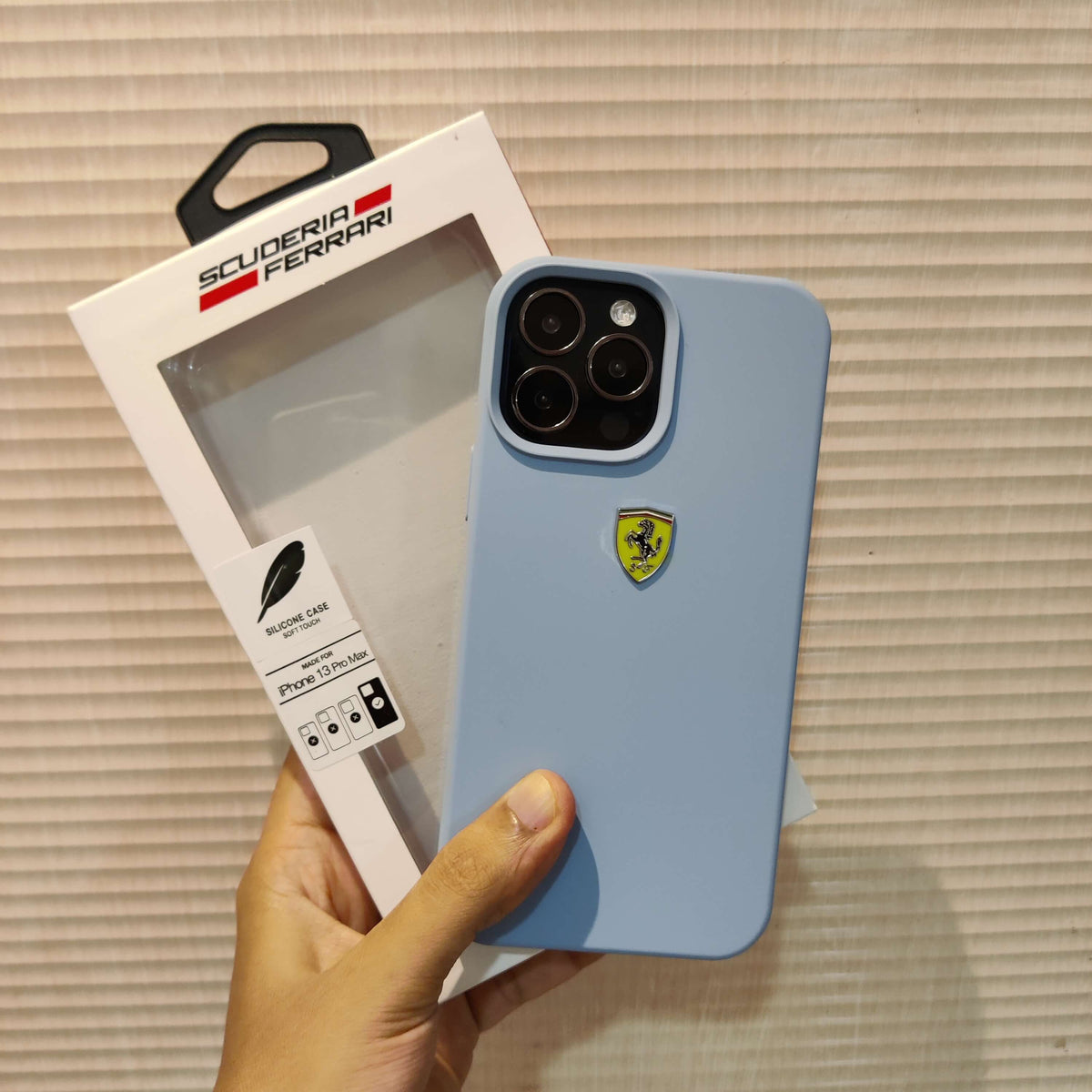 iPhone 15 Series Luxury Brand FR Sports Car Silicone Case Cover – Leathon